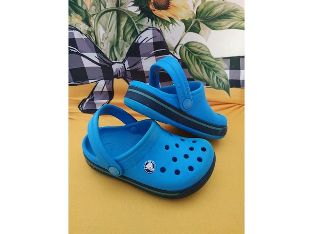 Crocs sandale23/24