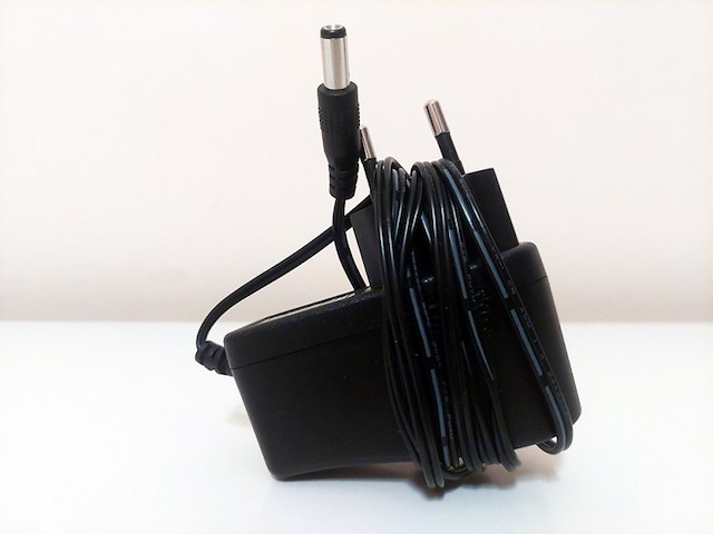 AC Adapter 24V – 0.38A