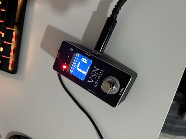 VSN LT-901 chromatic tuner