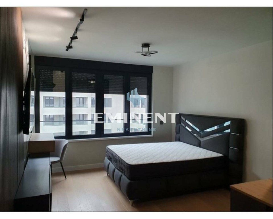 Jednosoban stan, Beograd - Blok 65 | Izdavanje · 33m² · 800€