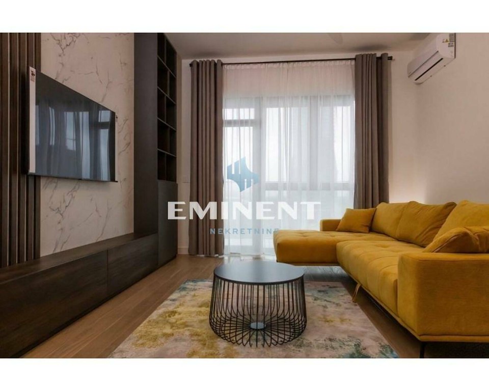 Trosoban stan, Beograd - Beograd Na Vodi | Izdavanje · 75m² · 1.700€