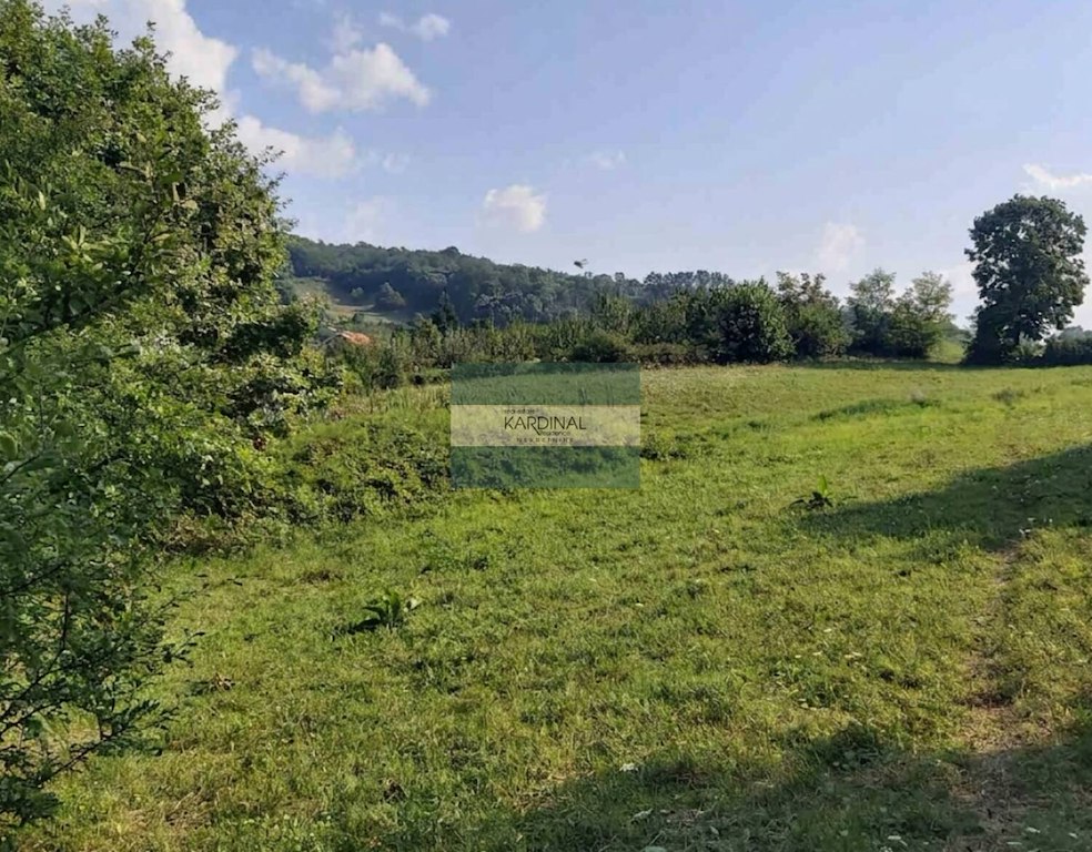 Plac, Kragujevac - Trmbas | Prodaja · 22.500€