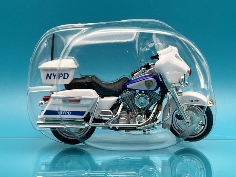 MINT 1:18 MAISTO Harley-Davidson Electra NYPD [LX-15]