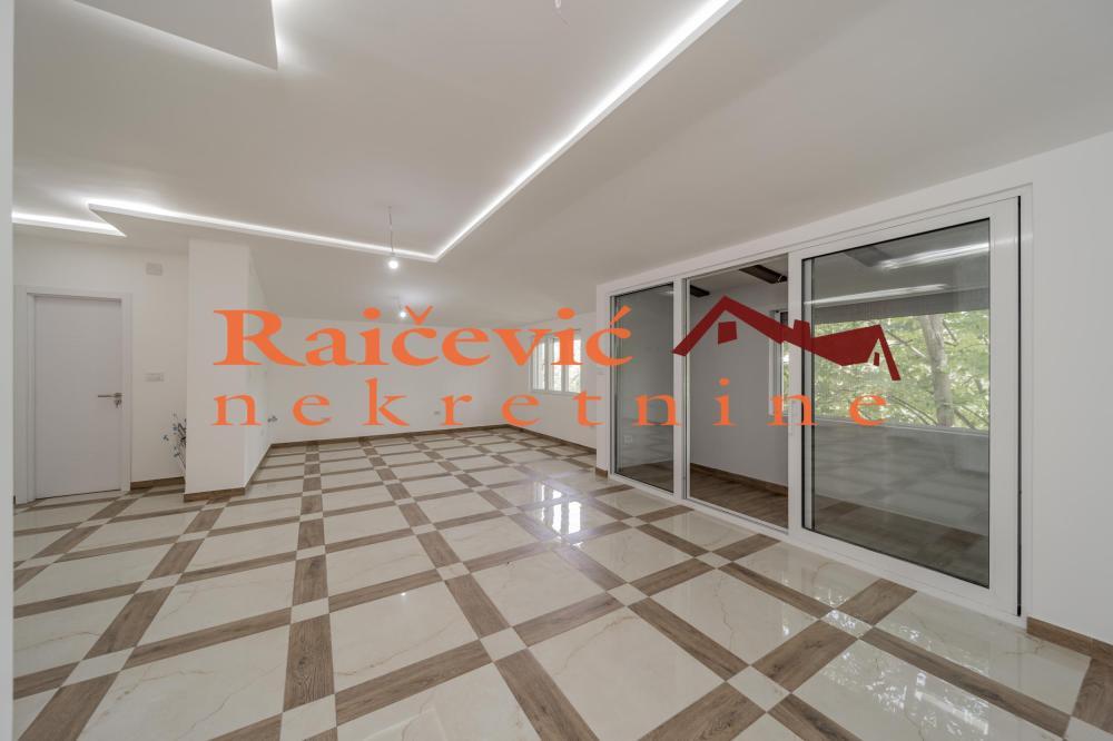 Mise Vujica, Trosoban stan na prodaju, 83m2, 237.500€