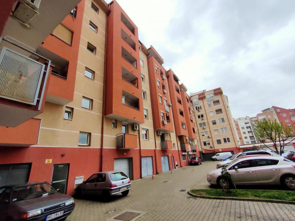 Četvorosoban stan na prodaju, 103m2, 245.000€