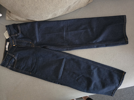 Zara Farmerice 32