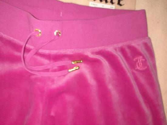 Juicy Couture roze pliš donji deo trenerke%