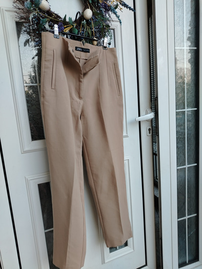 REZZ ZARA duboke pantalone M