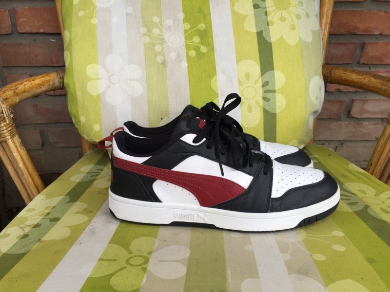 Original Puma patike br43