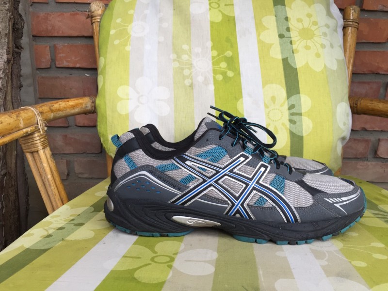 Original Asics Gel Venture patike br46.5