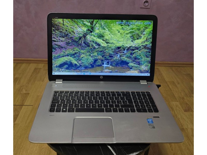 HP ENVY 17_17.3"_i7-4700MQ_16GB_SSD 256GB+1TB_GF GT740M