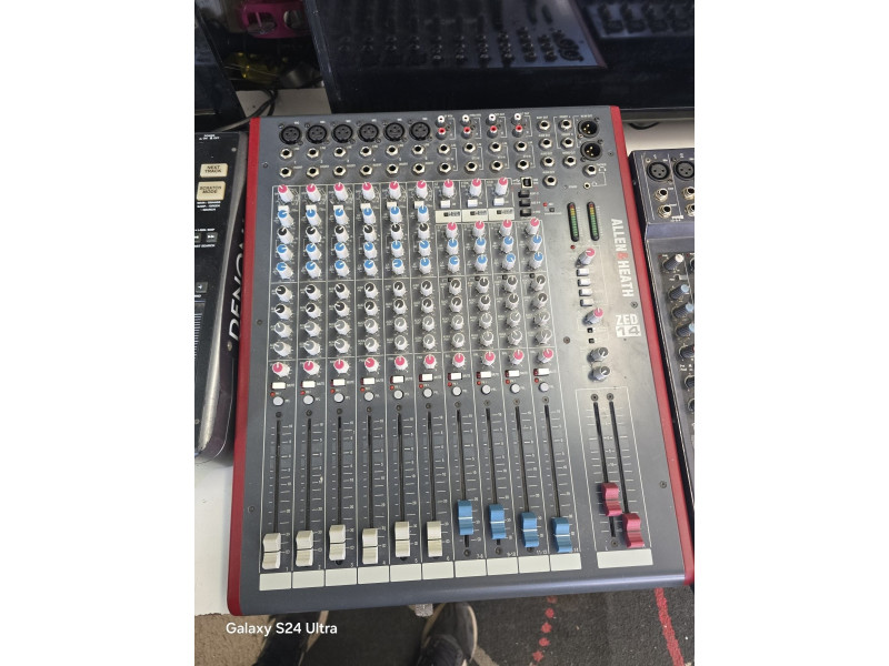 Allen&heath zed14