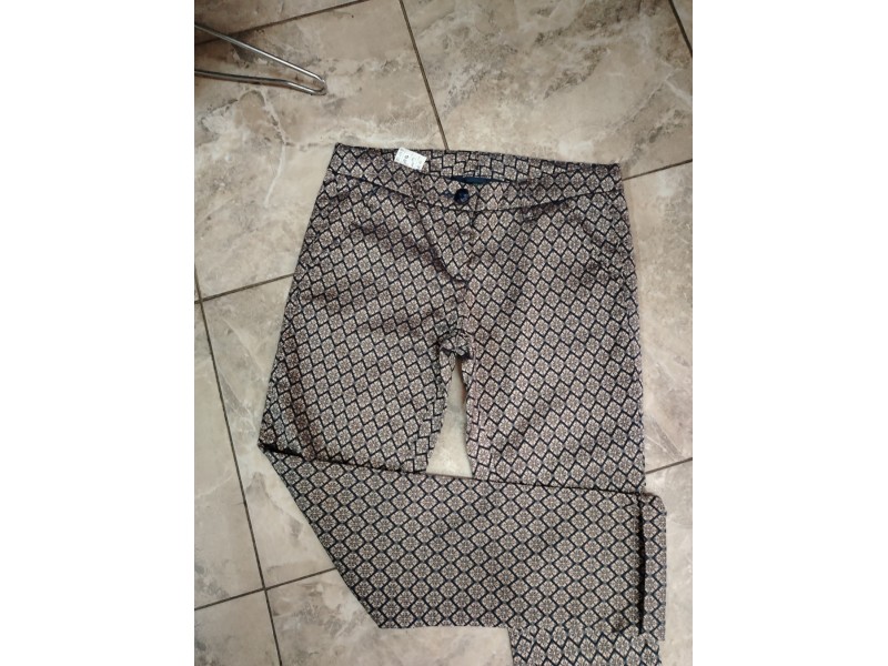GV 36 PANTALONE BENETTON vel. 10-11