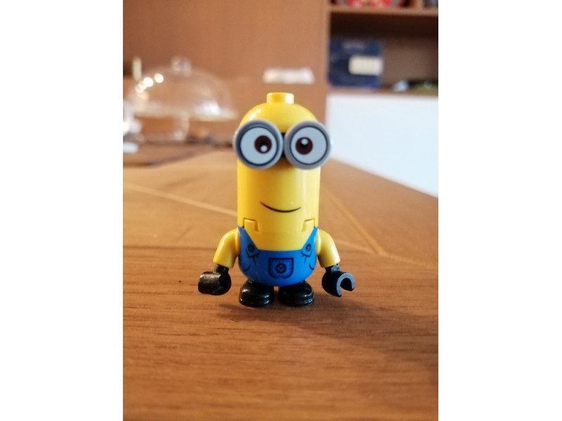 Lego minion