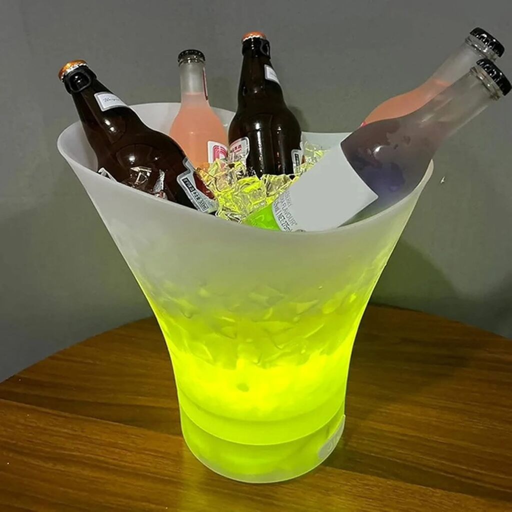 Yeke LED Speaker Ice Bucket (model SOM-0203), višenamenski uređaj koji
