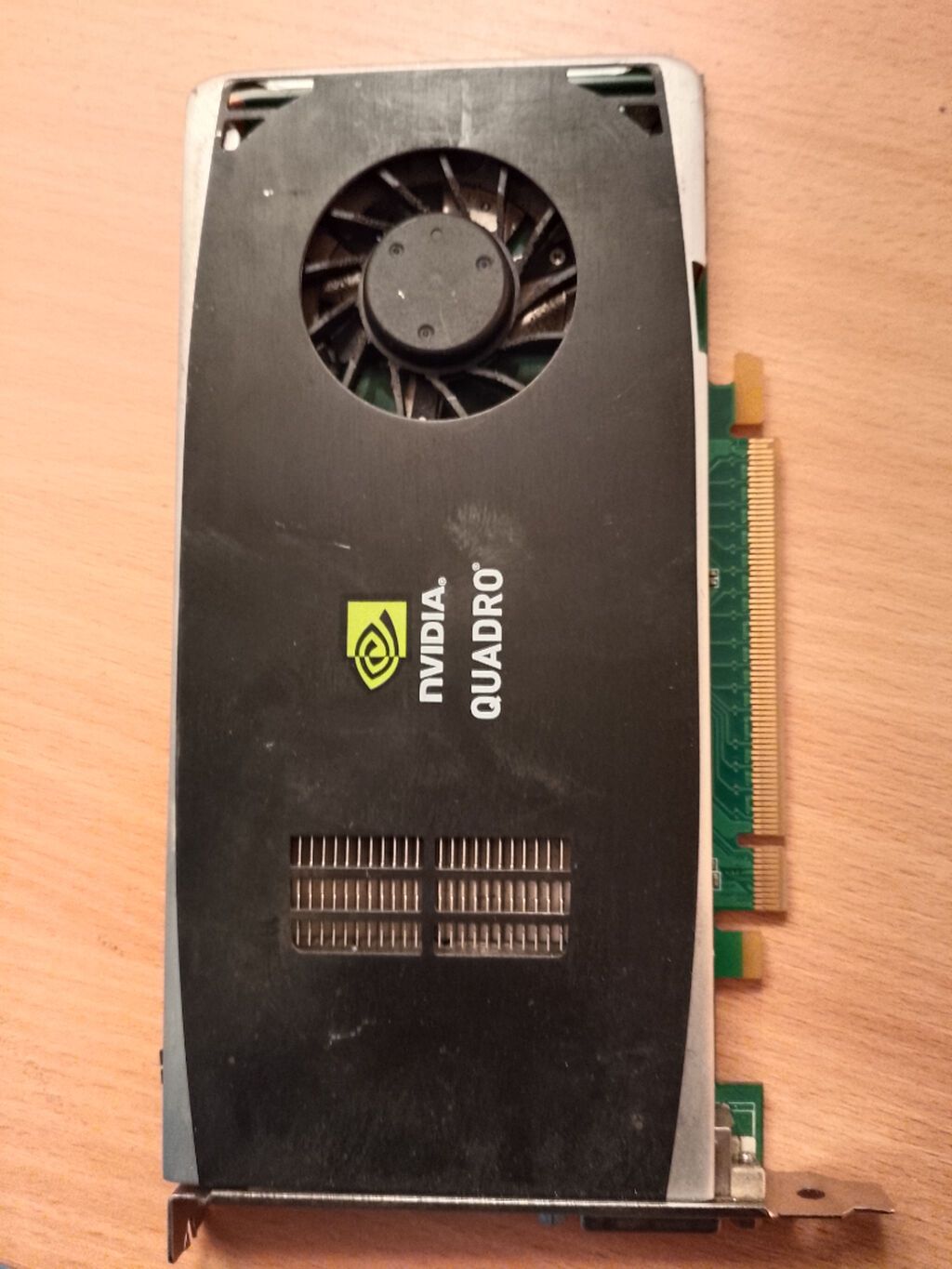 NVIDIA Quadro FX 1800 – profesionalna grafička kartica - Serija
