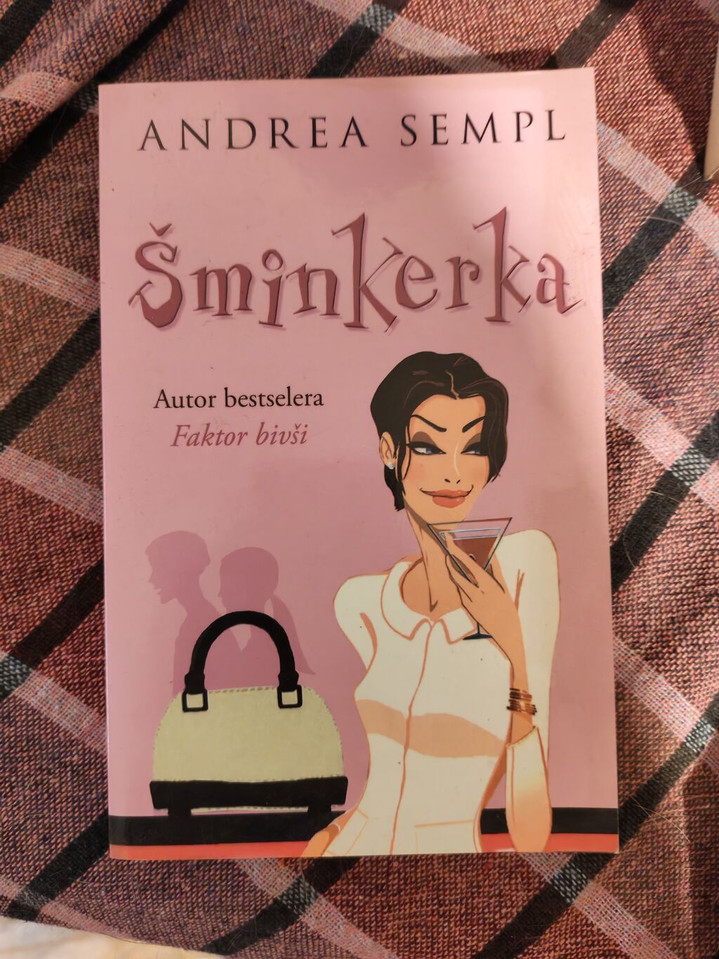 Knjiga: Šminkerka – Andrea Sempl - Izdavač: Laguna - Jezik: srpski