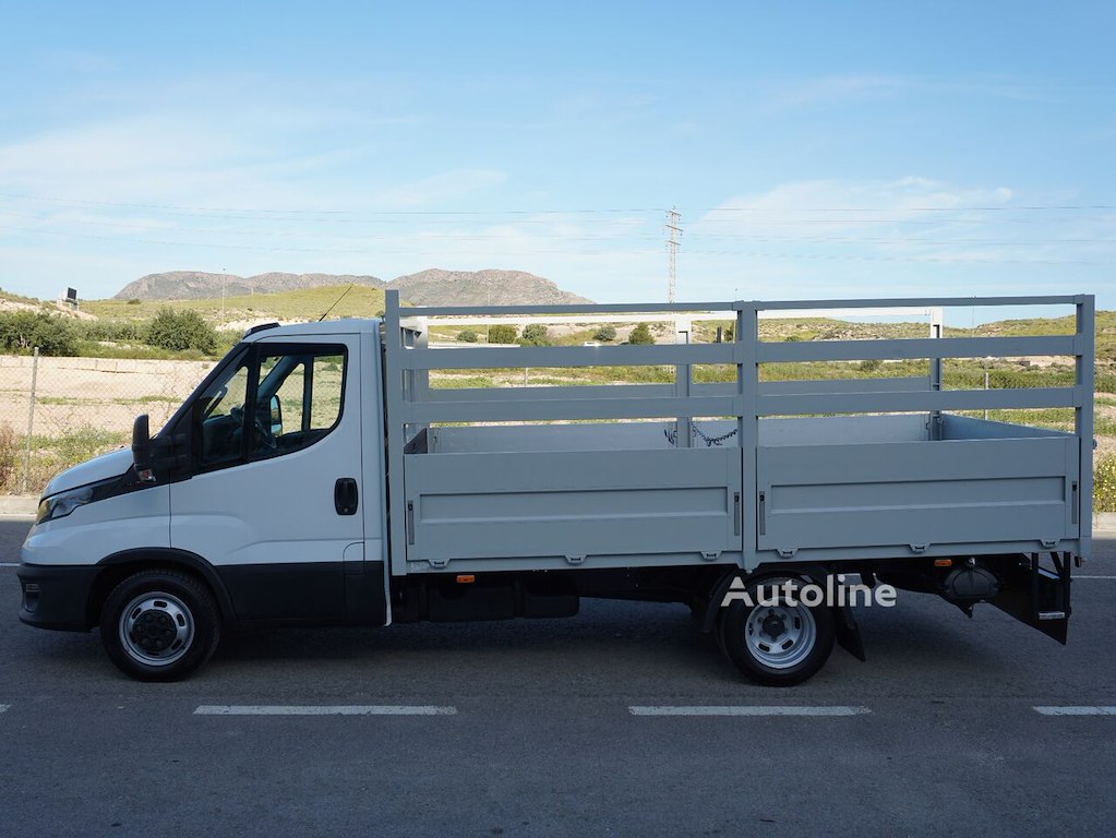 IVECO Daily 35-160 kamion s ravnom platformom < 3.5t