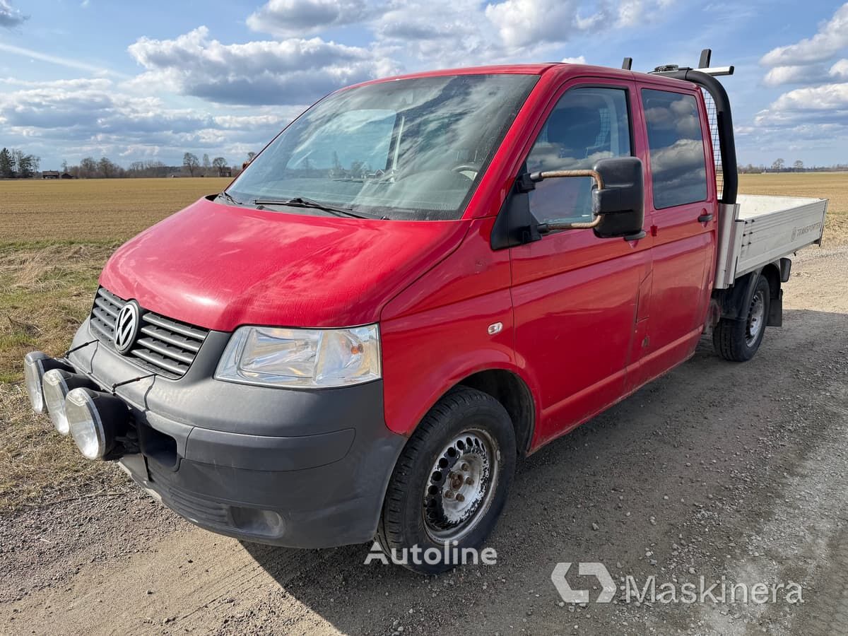 Prodaje se Volkswagen Transporter T5 2.5 TDI kamion s ravnom platformom < 3.5t na aukciji