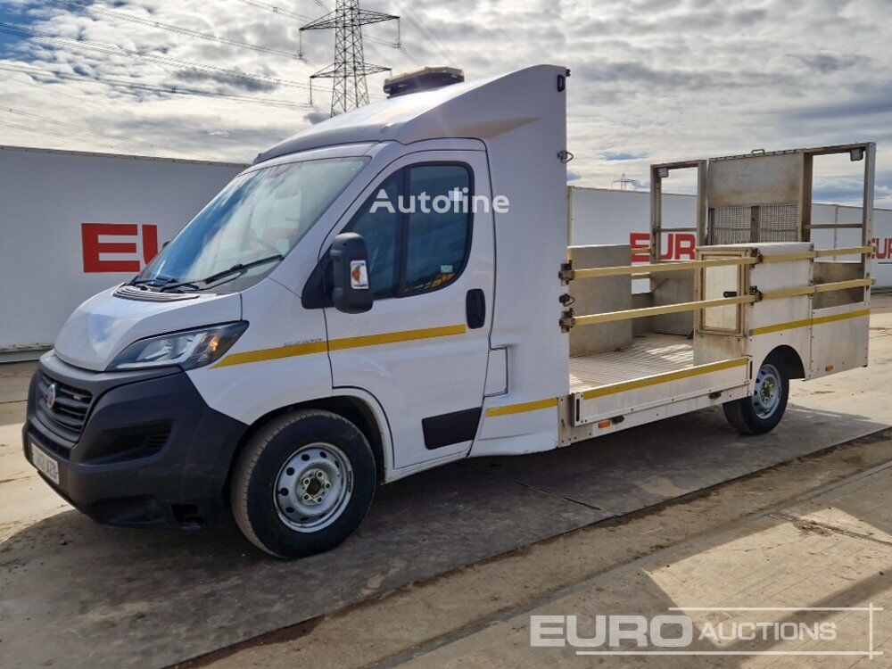 Prodaje se Fiat Ducato kamion s ravnom platformom < 3.5t na aukciji