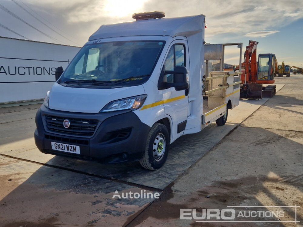 Prodaje se Fiat Ducato kamion s ravnom platformom < 3.5t na aukciji