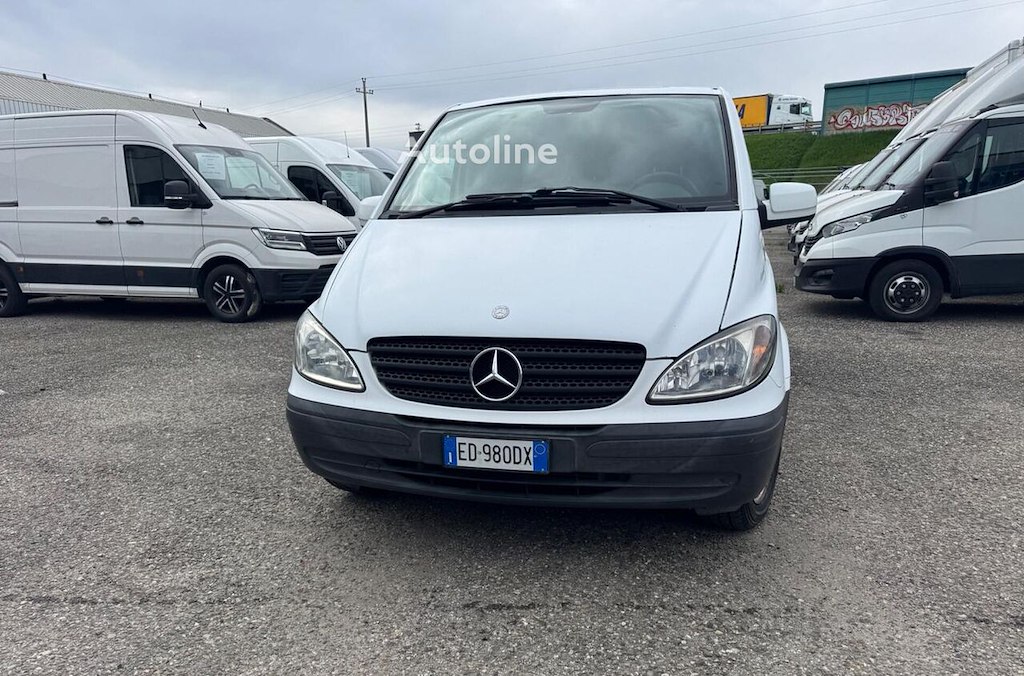 Mercedes-Benz minibus furgon