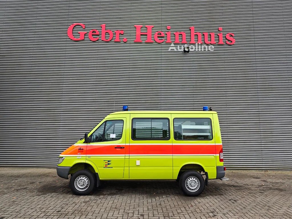 Mercedes-Benz Sprinter 314 4x4 Petrol Feuerwehr 9900 KM! minibus furgon