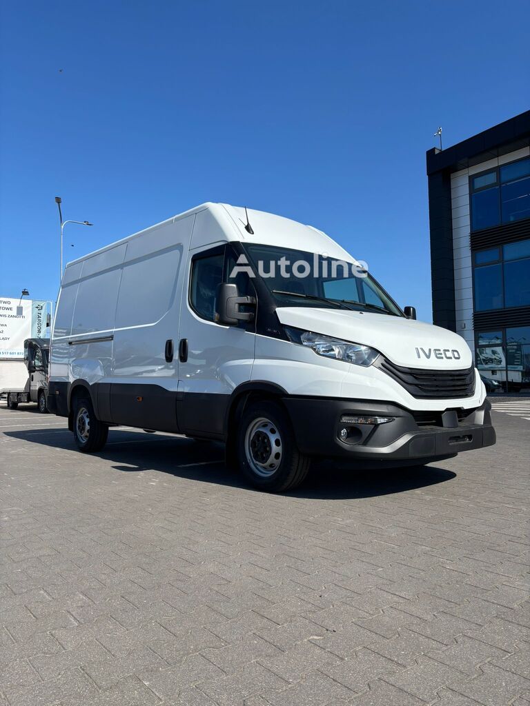 Novi IVECO Daily 35S18 minibus furgon