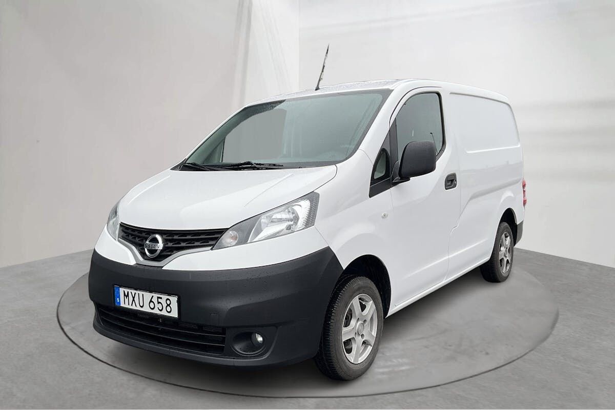 Prodaje se Nissan NV200 minibus furgon na aukciji
