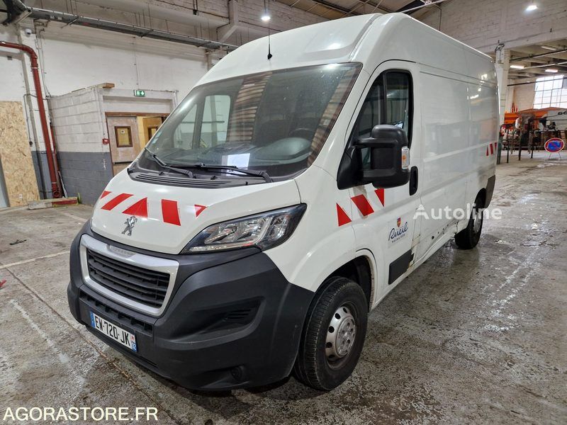 Prodaje se Peugeot Boxer minibus furgon na aukciji