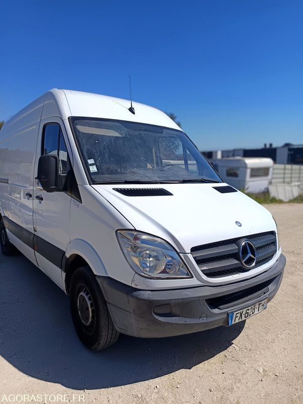 Prodaje se Mercedes-Benz SPRINTER minibus furgon na aukciji