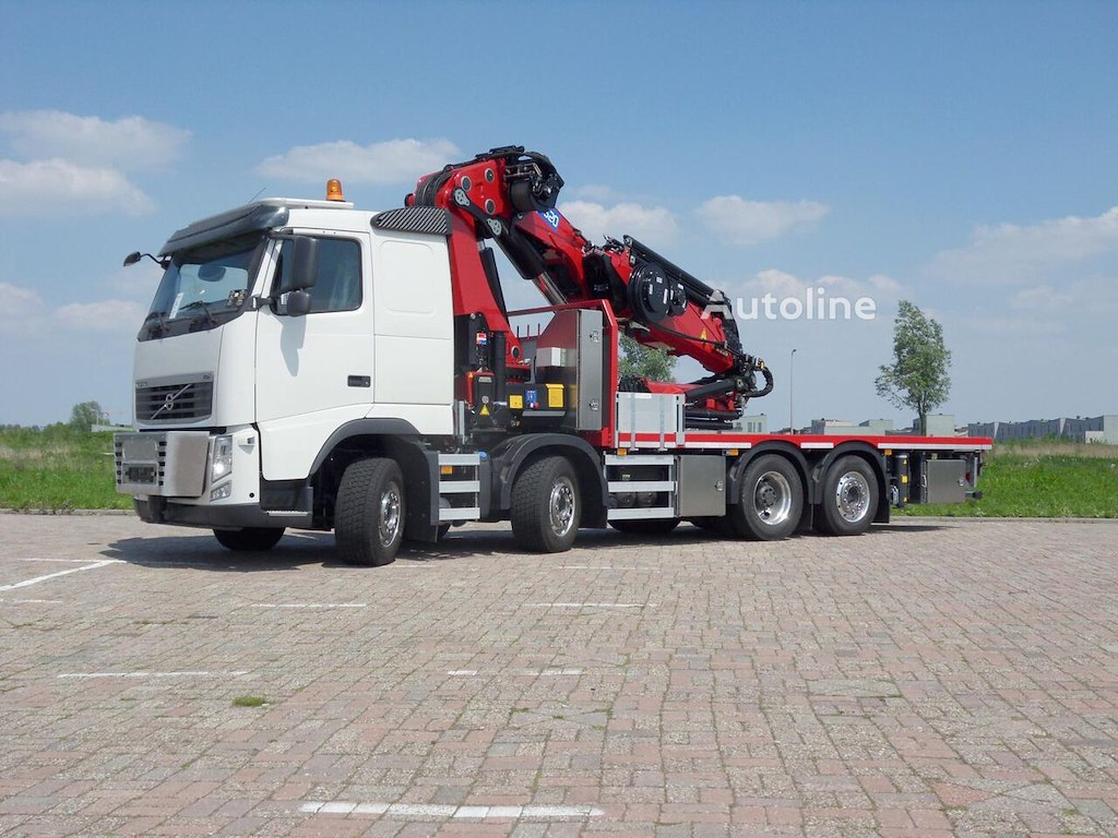 Volvo hmf 8520 35 mts/ palfinger kamion s ravnom platformom