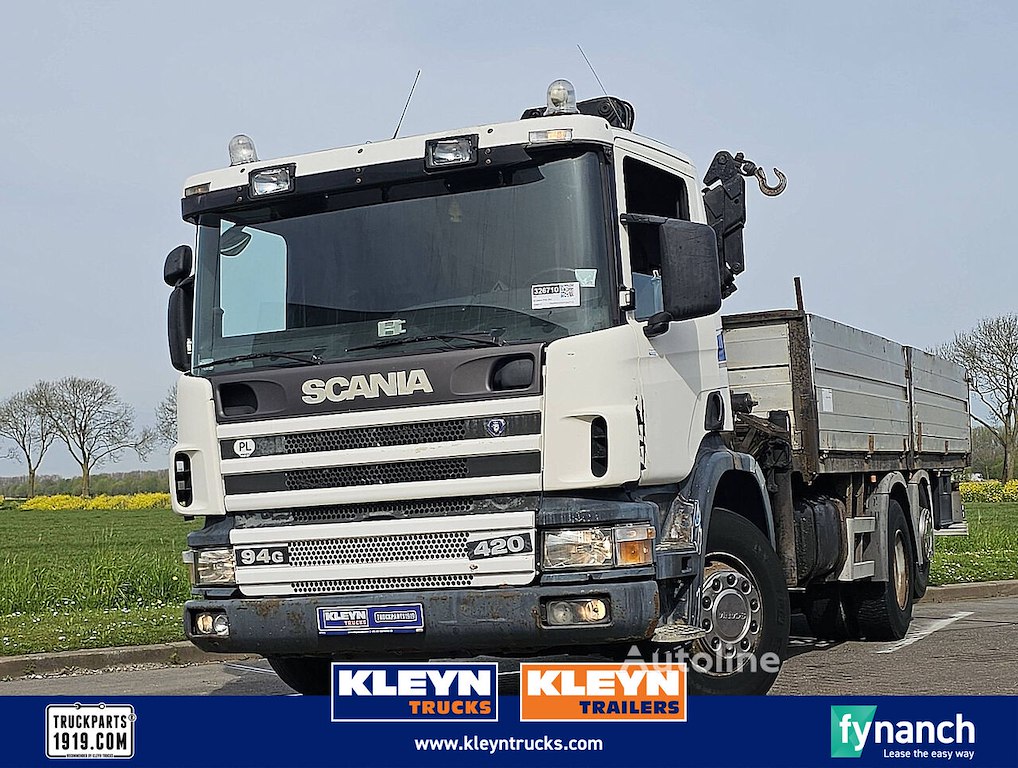 Scania P94.260 6X2 HIAB CRANE kamion s ravnom platformom