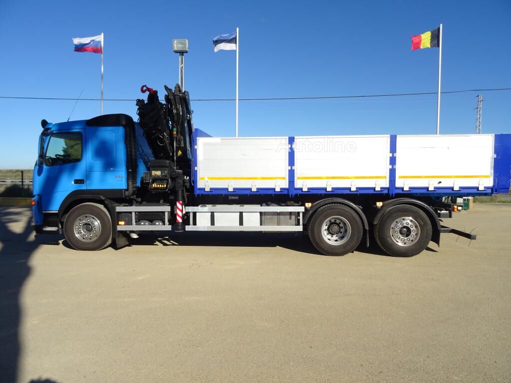 Volvo FM 380 kamion s ravnom platformom
