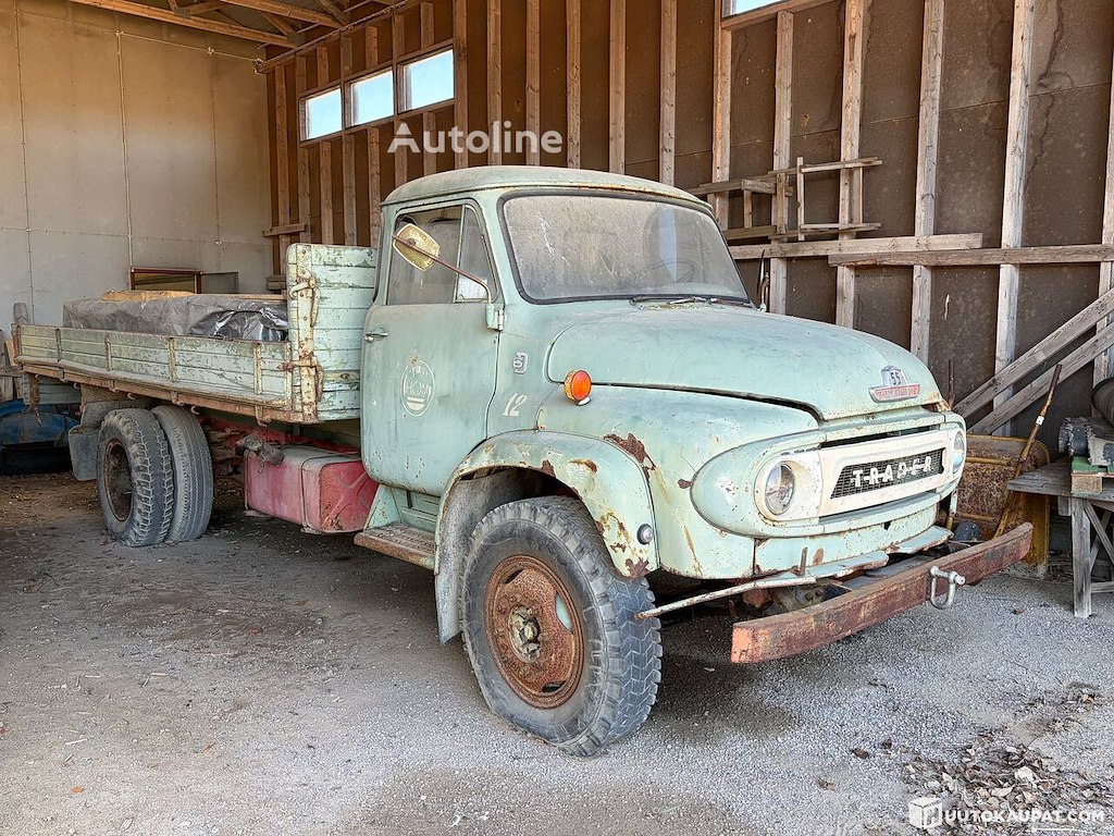 Prodaje se Ford Trader 55 truck, for restoration, 1965, Salo 1 km kamion s ravnom platformom na aukciji