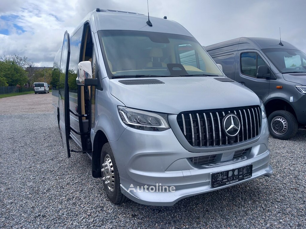 Novi Mercedes-Benz Sprinter 519 putnički minibus