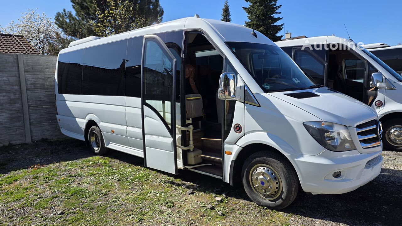 Mercedes-Benz Sprinter putnički minibus