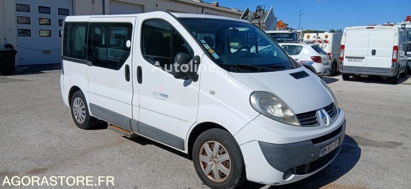 Prodaje se Renault TRAFIC putnički minibus na aukciji