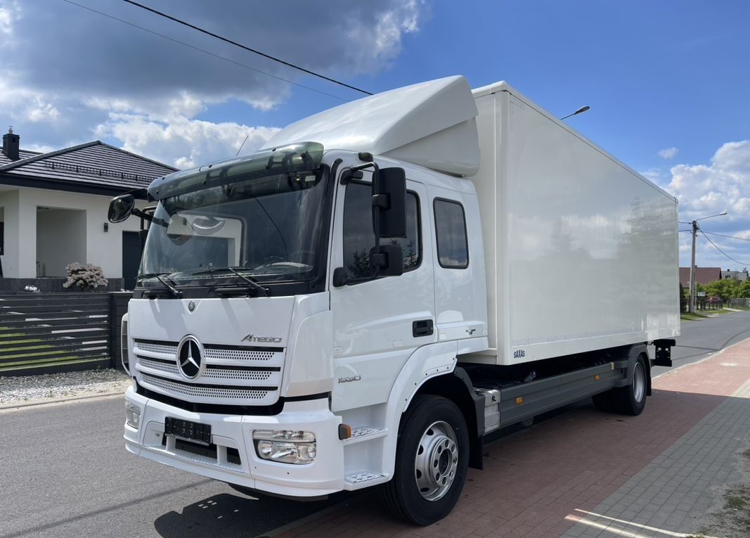 Mercedes-Benz Atego 1630 box truck + Tail lift kamion furgon
