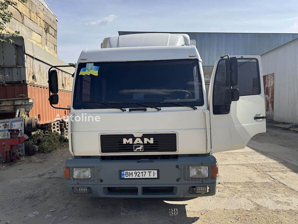 MAN L2000 kamion furgon