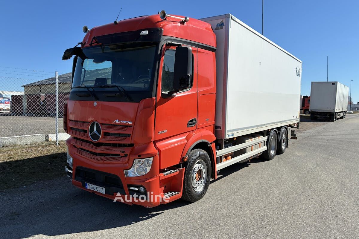 Prodaje se Mercedes-Benz ACTROS 2551 kamion furgon na aukciji