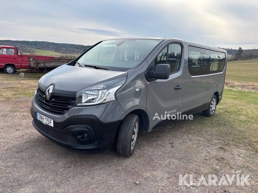 Prodaje se Renault Trafic kombi minibus na aukciji