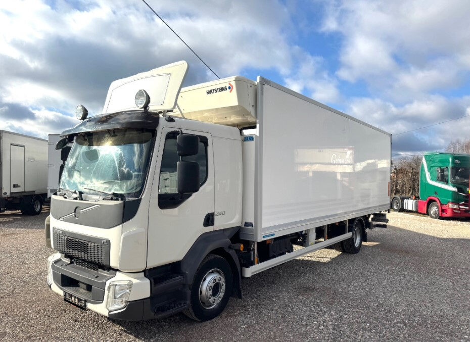Volvo FL 240 refrigerated truck+Tail lift kamion hladnjača