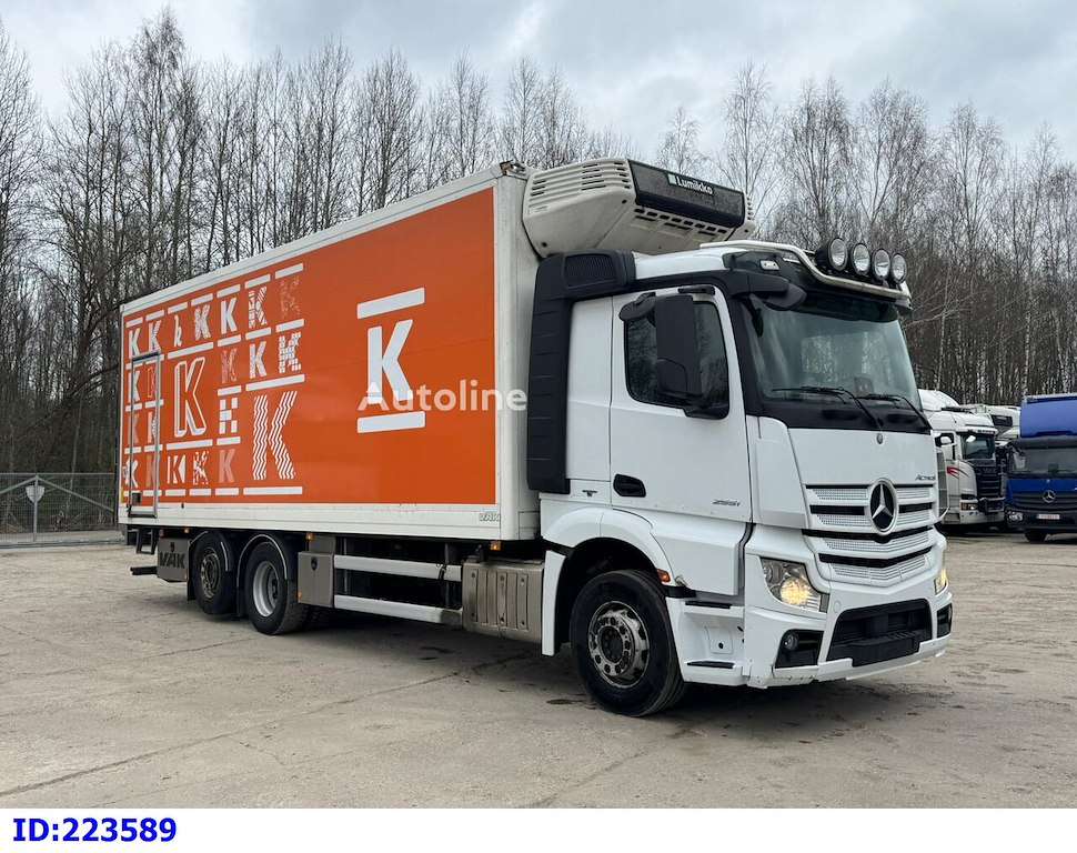 Mercedes-Benz Actros 2551 6x2 Euro6 (Steering Axle) kamion hladnjača