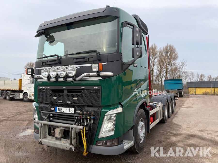 Prodaje se Volvo FH 8*4 rol kiper sa kukom na aukciji