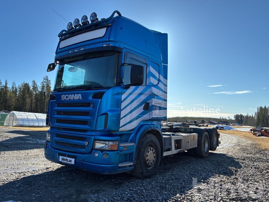 Prodaje se Scania R500 LB6X2HNB rol kiper sa kukom na aukciji