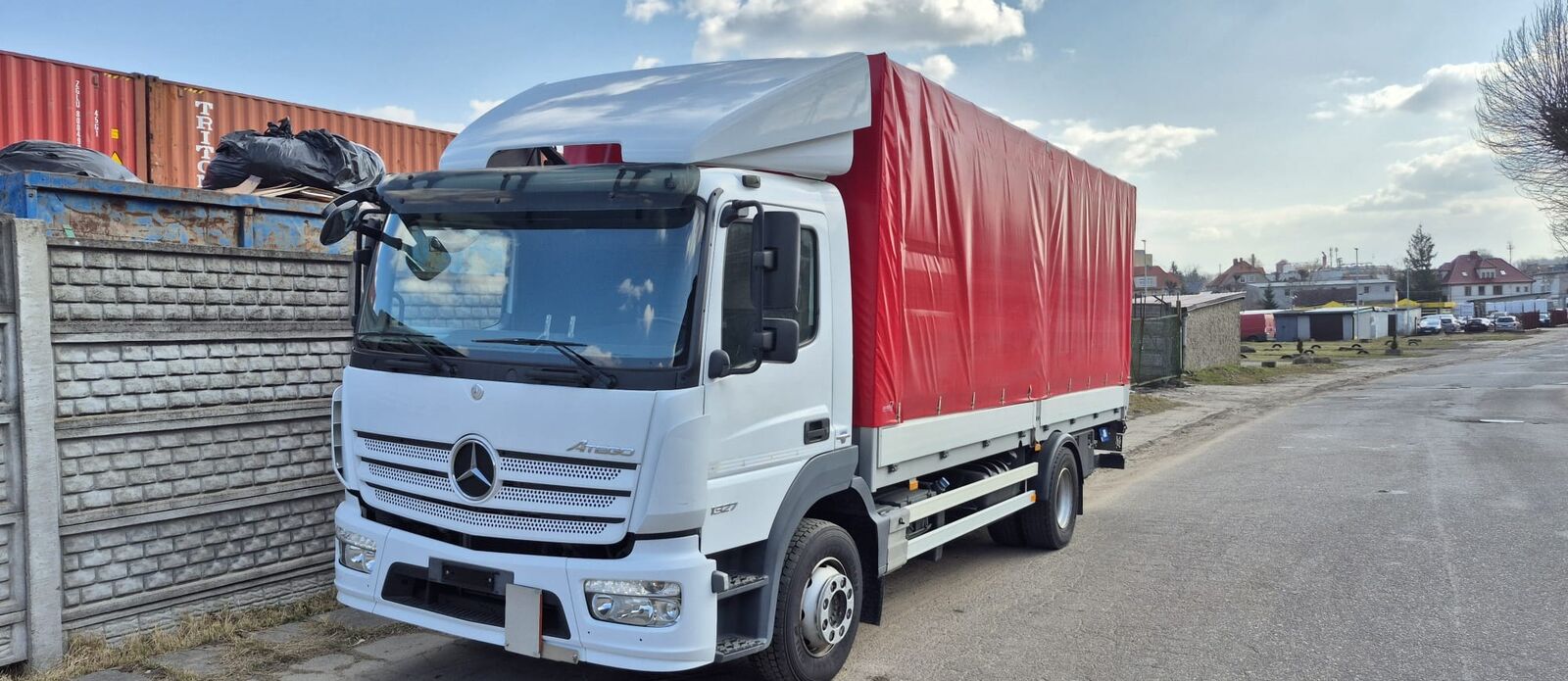 Mercedes-Benz ATEGO 1327 curtain-side truck+Tail lift kamion sa klizna zavesa cerada