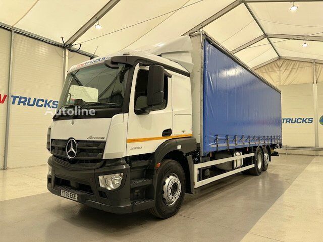 Mercedes-Benz Actros 2530 kamion sa klizna zavesa cerada