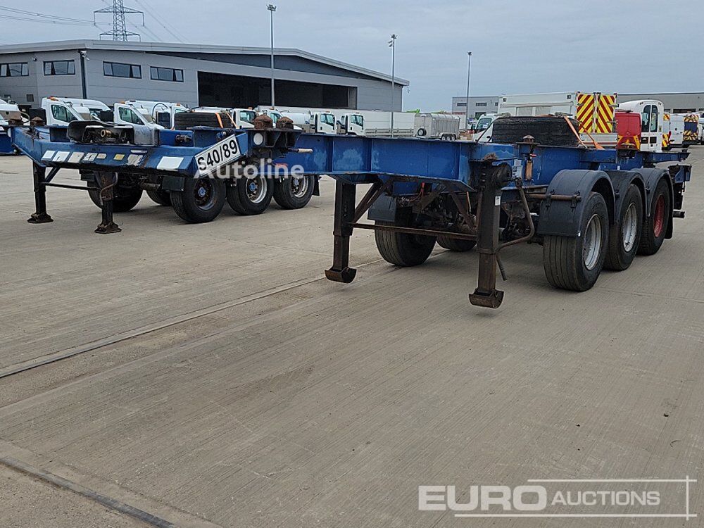Prodaje se Dennison Trailers Tri Axle Extendable SkeletonTrailer, Twist Locks poluprikolicu platformu na aukciji
