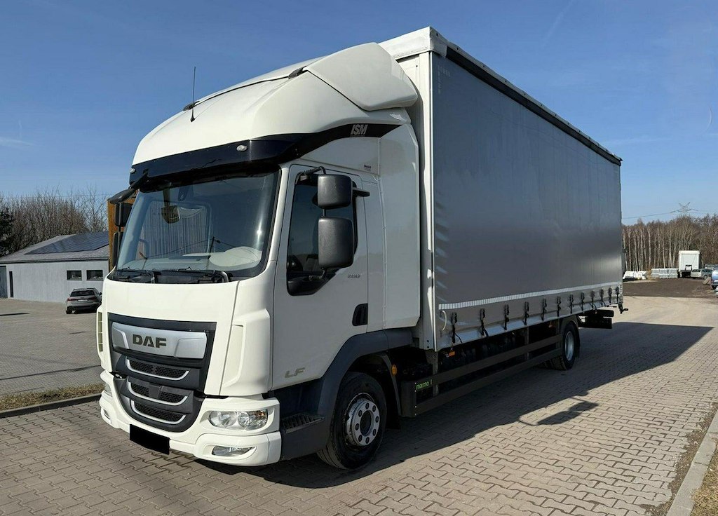 DAF LF 260 kamion s ceradom